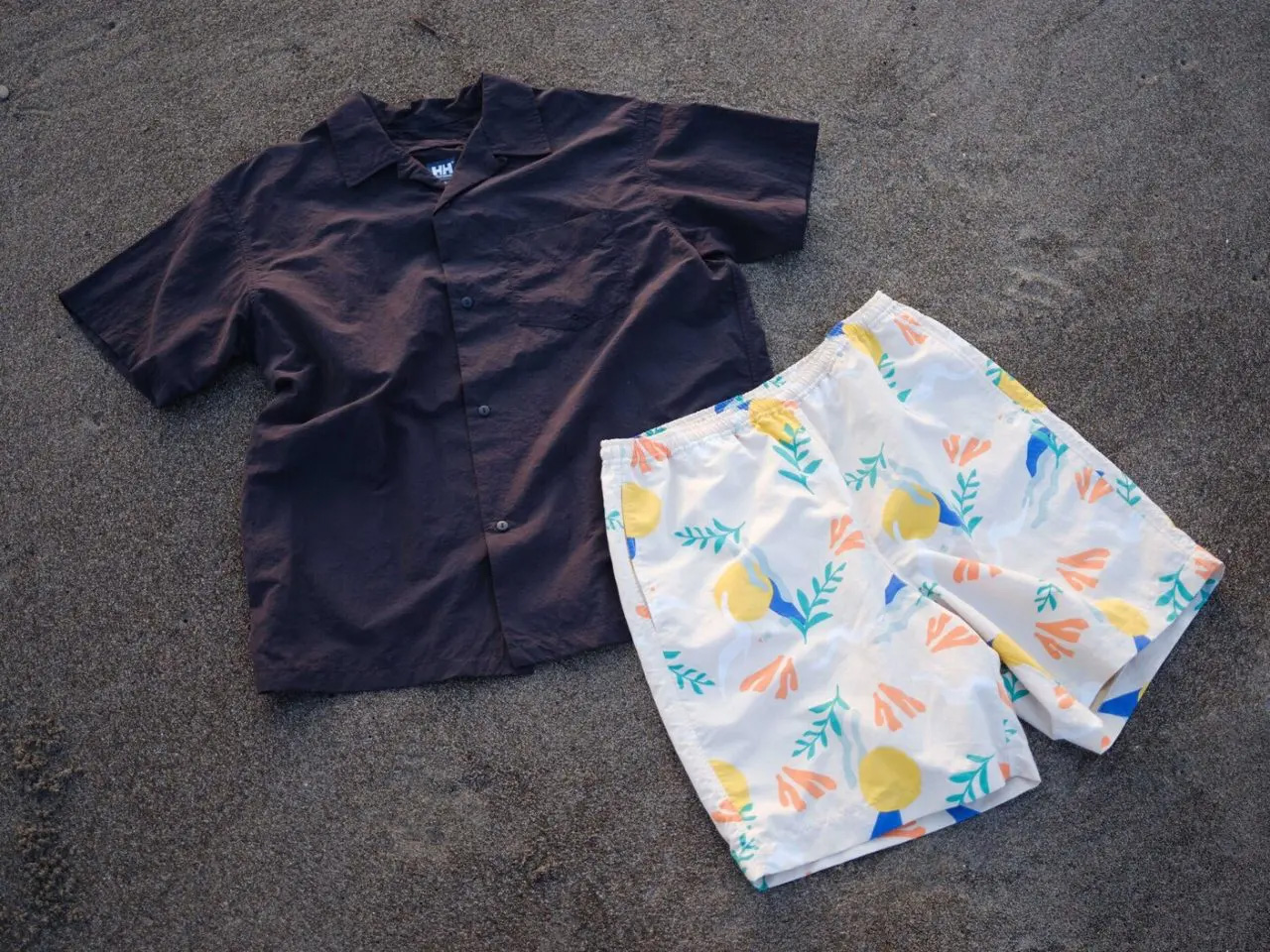MURON fabric is used for both the short sleeve basque shirt (unisex ...